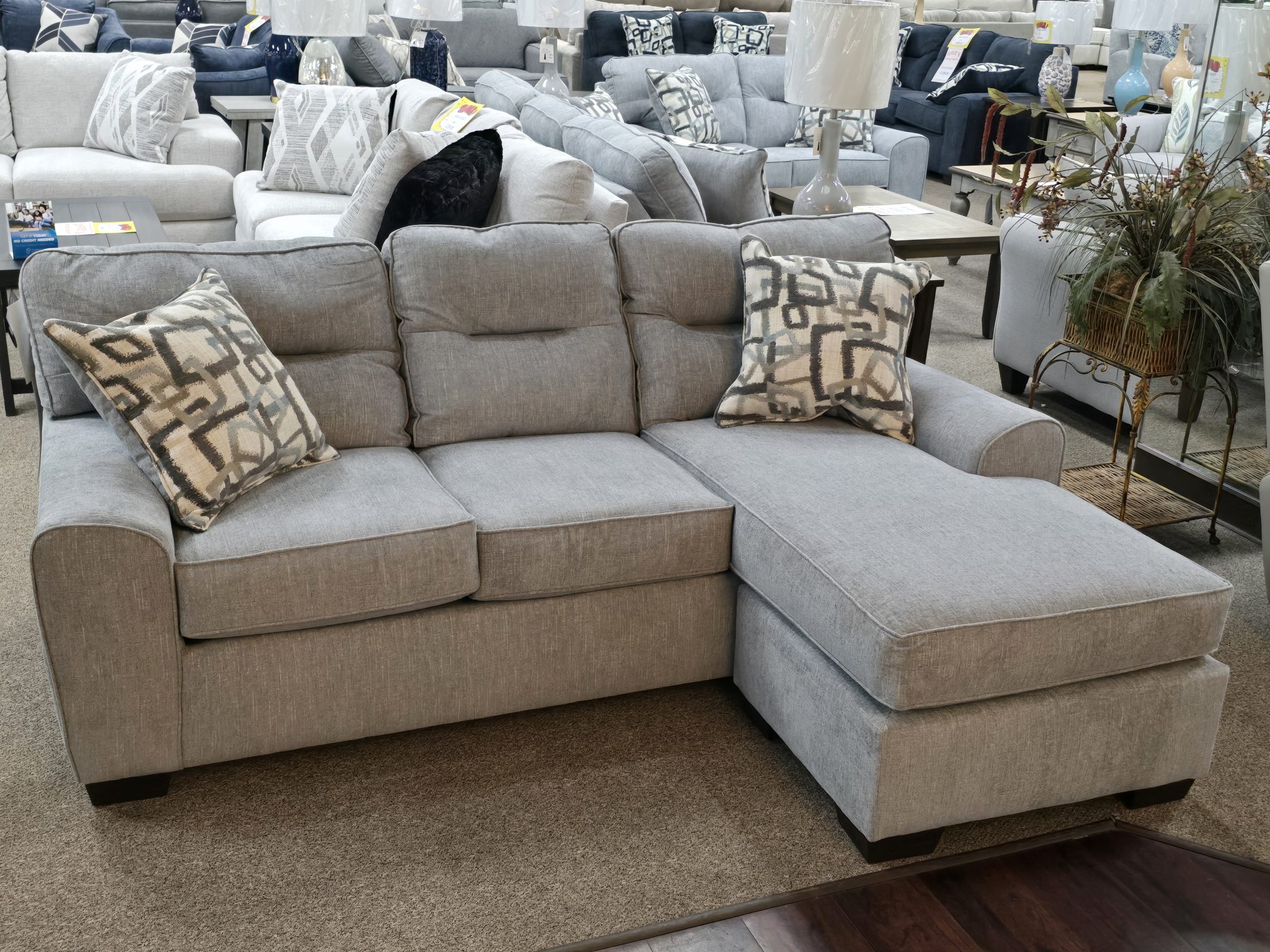 Sectionals - Daves Furniture Decorators Warehouse